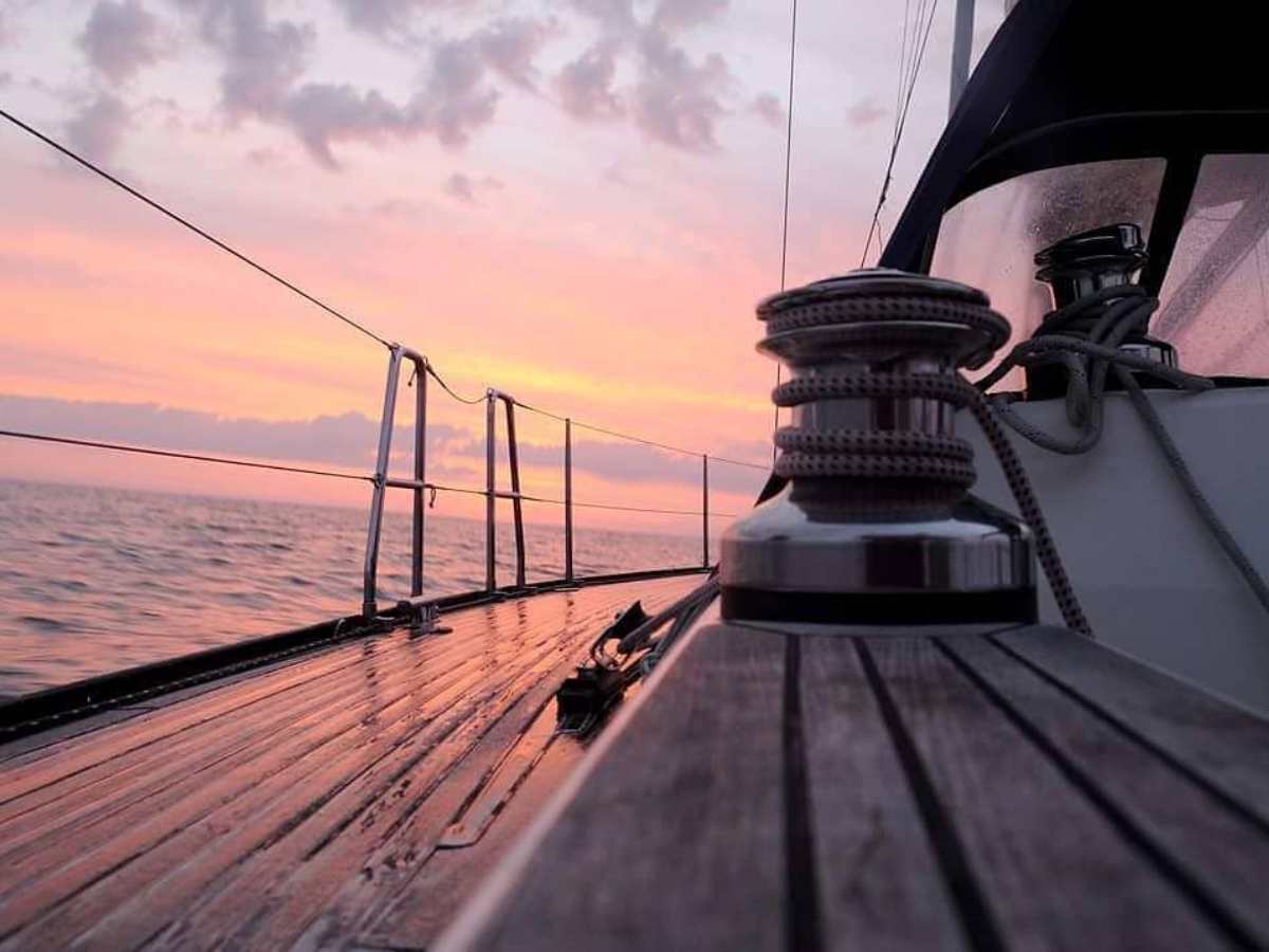 Sunset (1200 x 900 px) - In-Command Seamanship Training - Recreational ...