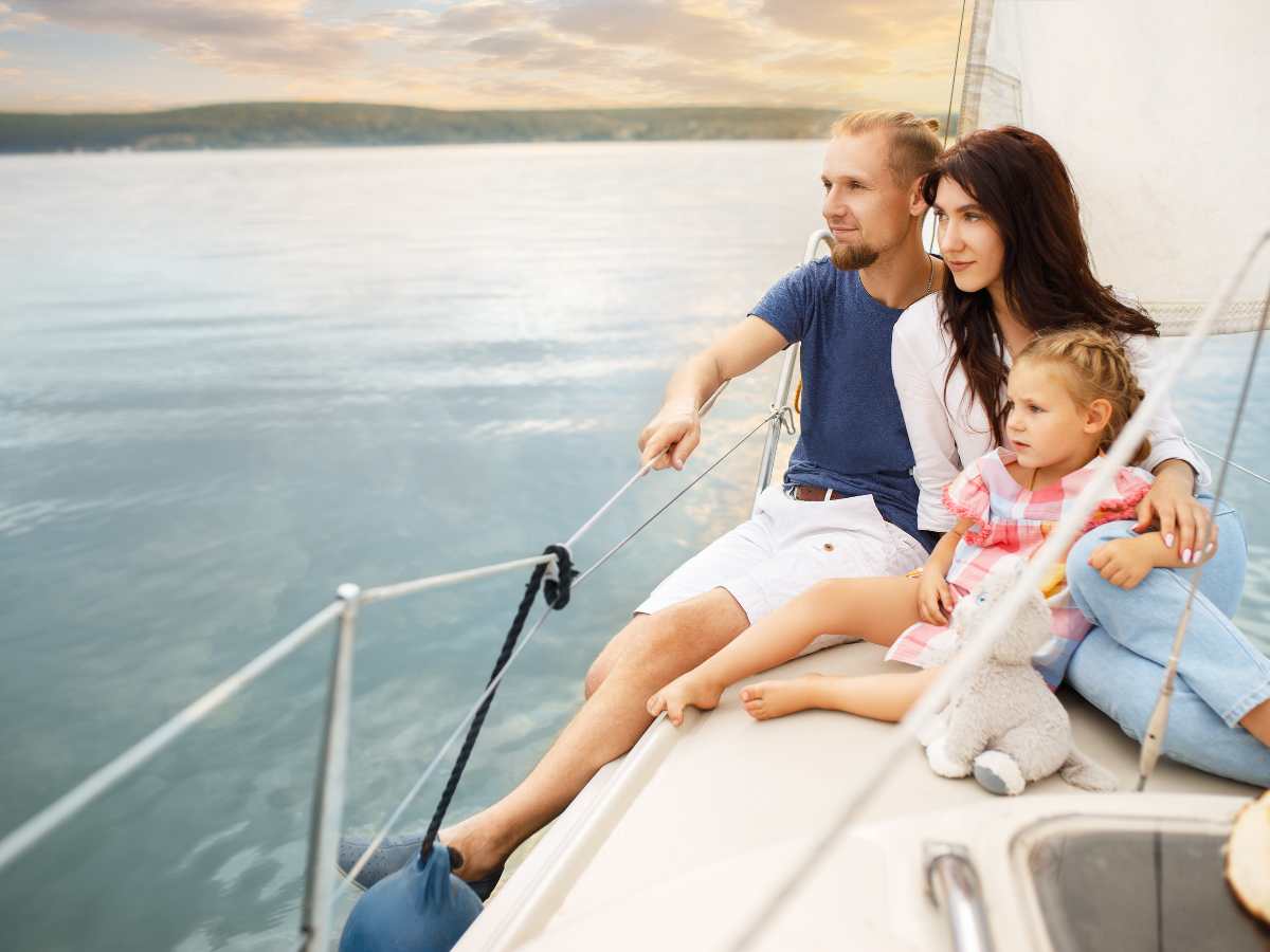 Wickford Boat Picnic Spots (13) - In-Command Seamanship Training ...